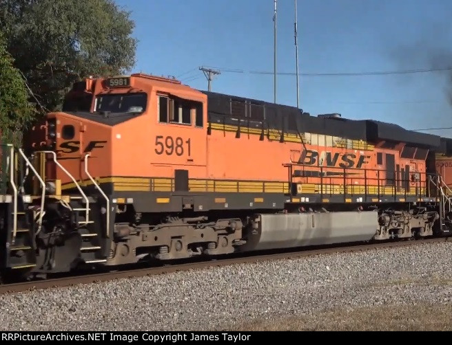 BNSF 5981